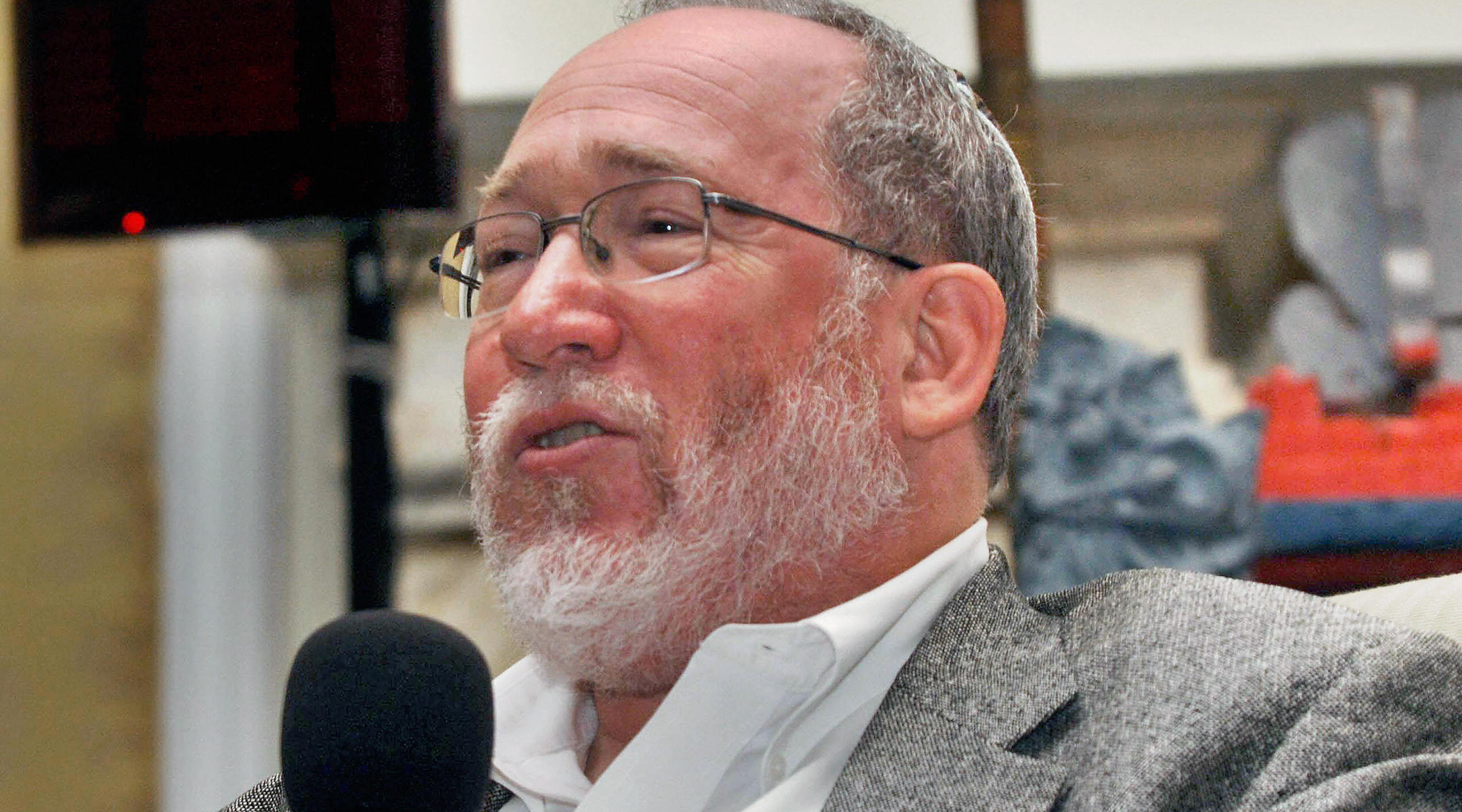 Jeruzsálemi ortodox rabbi avatta fel a meleg növendéket, akit amerikai ...